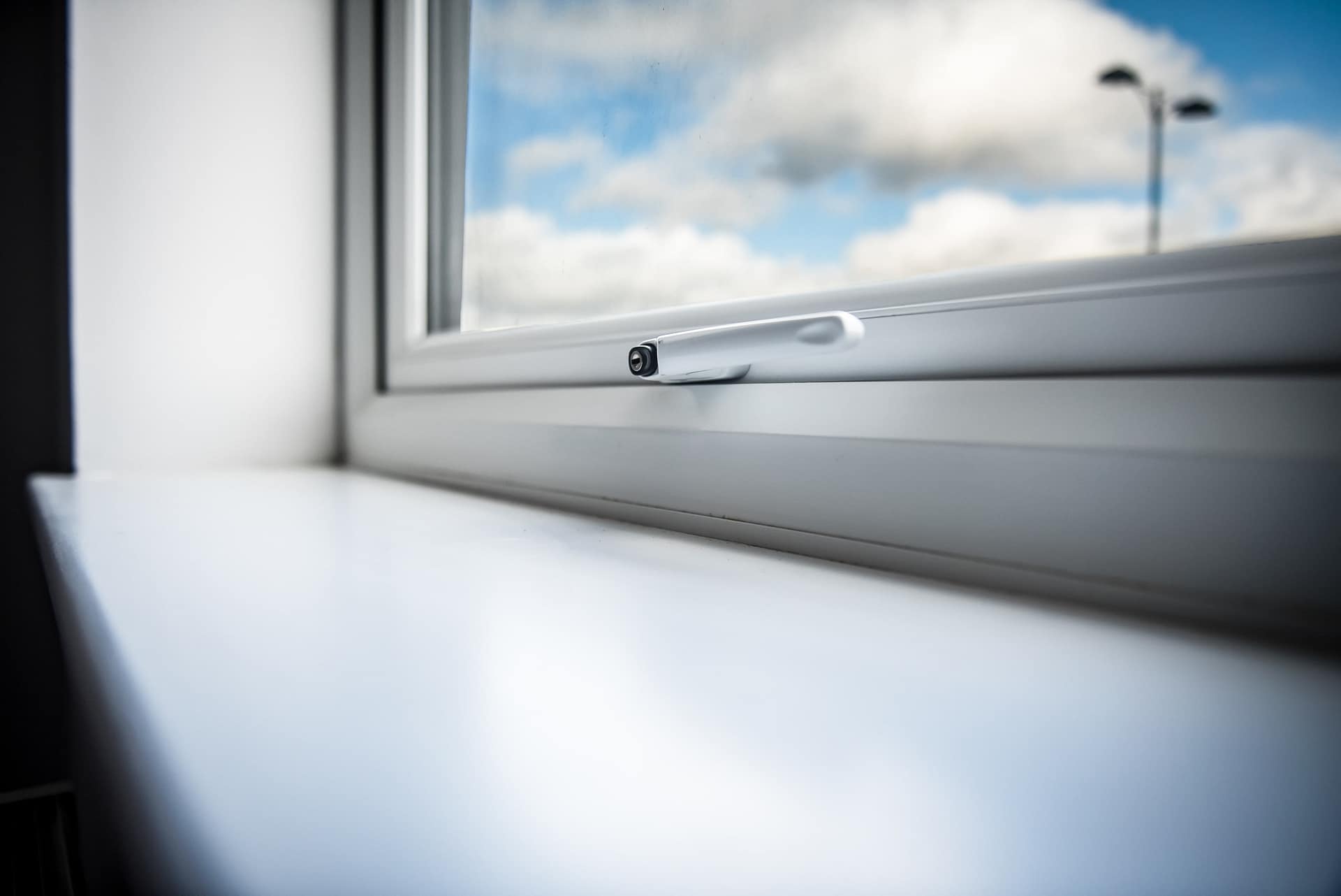 Are Window Keys Universal? | UK Doors Online